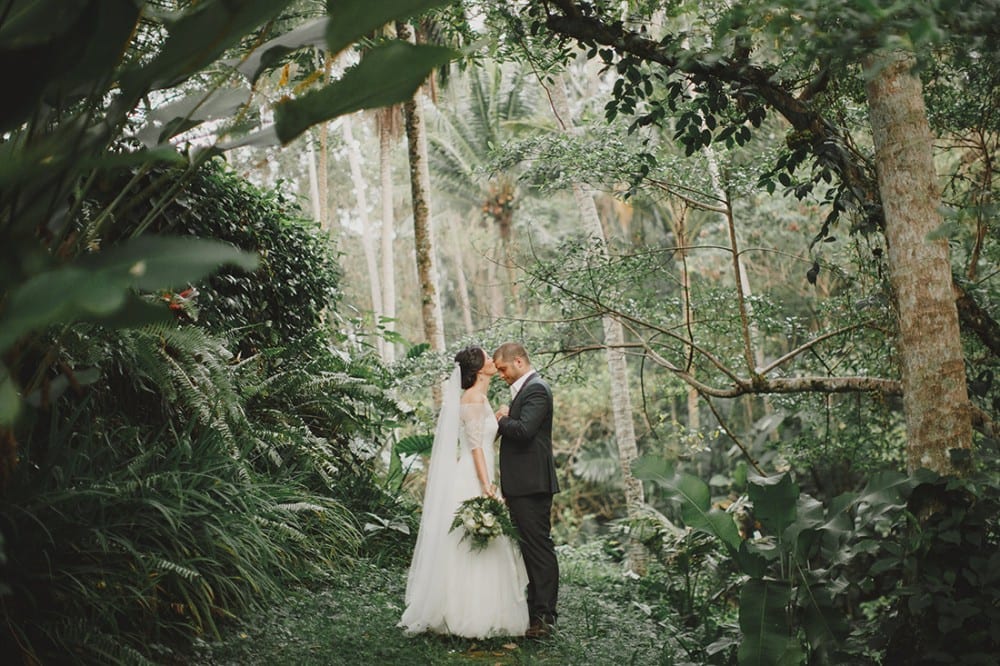 Real wedding in Bali: Soma and Isaac's intimate, rustic jungle wedding ...