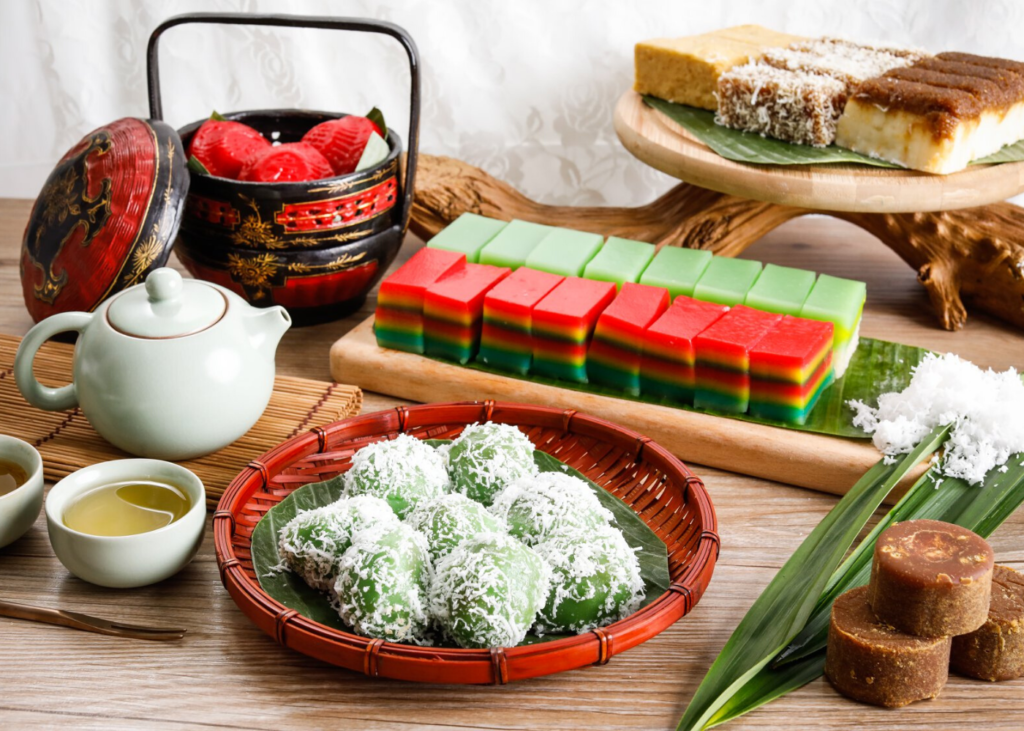 Guide to local kueh in Singapore and where to find them | Honeycombers